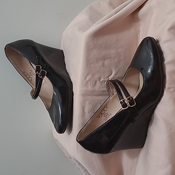 Simply Styled | Shoes | Simply Styled Size 7m Black Patent Leather ...